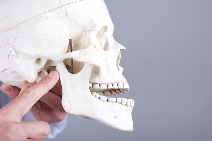 How to Manage TMJ And Jaw Pain After a Car Accident in Fort Myers